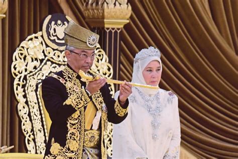 Agong Permaisuri Berkenan Tidak Menerima Emolumen Diraja 6 Bulan