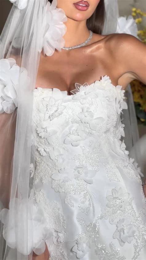 لكل عروس عملت ميك اب عندي، أنتِ تستحقين أن تكوني الأجمل في يومك الخاص