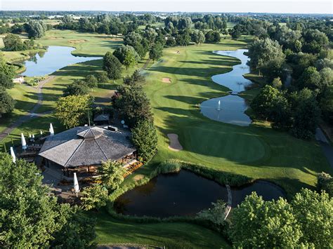 Case Study Course Rot Reducing Problems On The Greens TourTurf