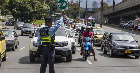 ¿son Suficientes Los 584 Agentes De Tránsito Que Tiene Medellín