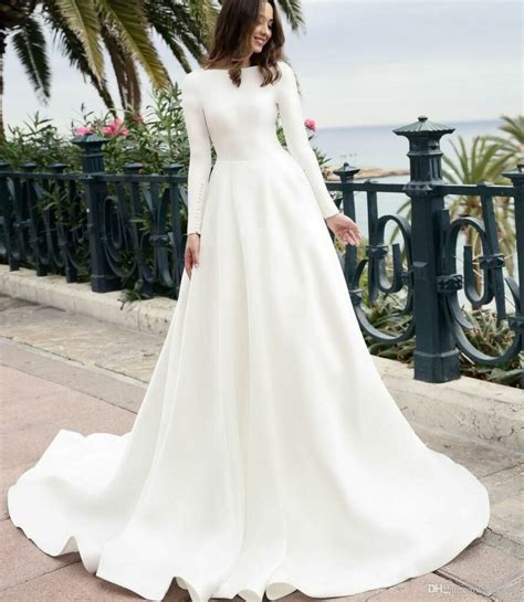 45 Model Gaun Pengantin MODERN SEDERHANA MEWAH