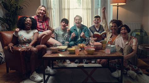 Netflixs Heartstopper Cast Meet The New Season 2 Characters Den Of Geek