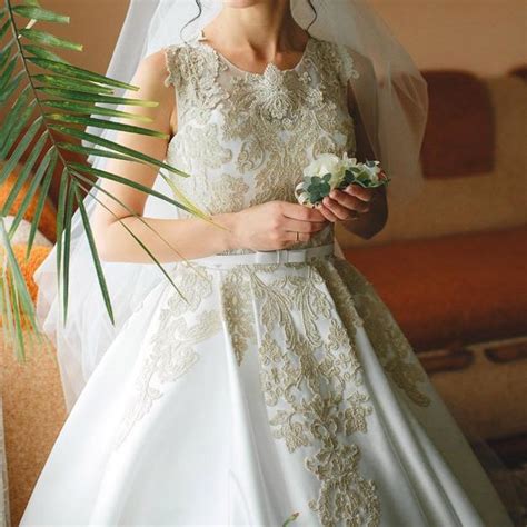 Весільна сукня Львів Б у весільні сукні