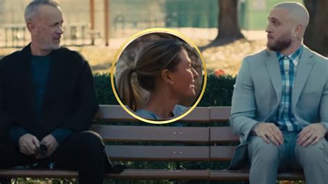 Hijo De Tom Hanks Lanza Video Musical Al Estilo Forrest Gump En La