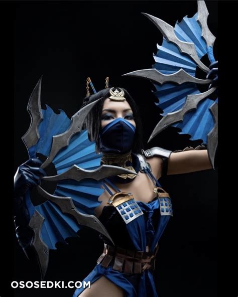 Model Nami Nami In Cosplay Kitana From Mortal Kombat 9 Leaked