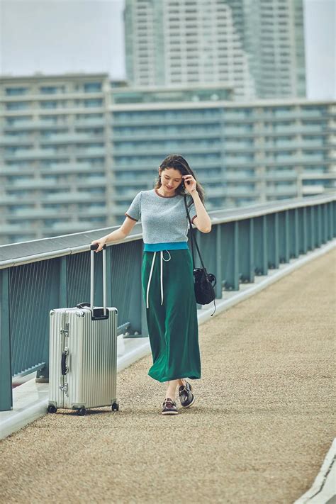 Pen Magazine on Twitter 市川紗椰が旅先で実践する密かな楽しみとは 無類の鉄道ファンとして知られ普段はローカル
