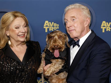 André Van Duin Koopt Appartement In Laren