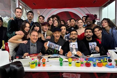 Fiorello A Viva Rai2 Sui David 2024 Paola Cortellesi Ritirare La Statuetta