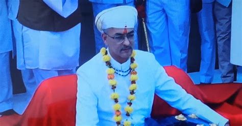 Royal Truce New Maharana Vishvaraj Singh Mewar Visits Udaipur City Palace