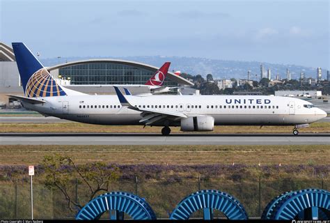 N66837 United Airlines Boeing 737 924ER WL Photo By Marc Najberg ID