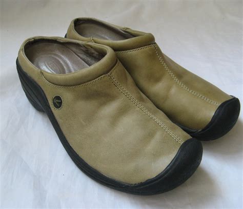 Keen Clogs Size 9 Womens
