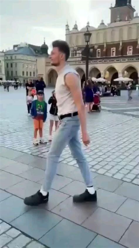 Пин от пользователя سندس عقيل на доске منشورات من خلالك Брейк данс Танцевальный юмор Грязные