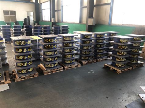 高阻尼隔震橡胶支座HDR 建筑减隔震产品 盆式橡胶支座 隔震橡胶支座 桥梁橡胶支座厂家 球形钢支座 阻尼减震器 衡水中盛工程橡胶有限公司