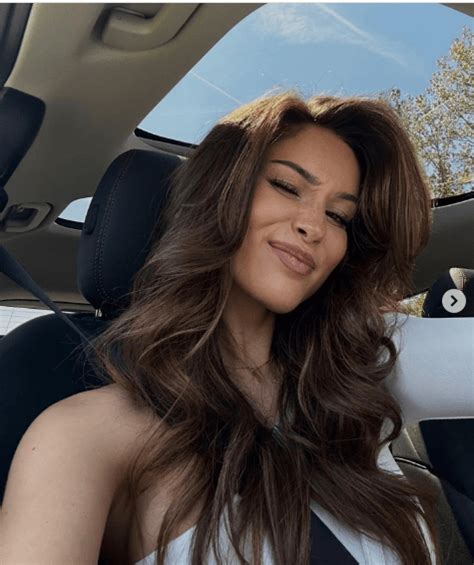 Wie Alt Ist Julia Meck Einblick In Das Leben Von Julia Meck Promi Lounge