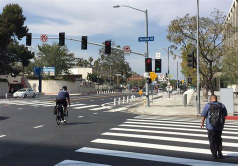 Los Angeles Street Protected Bike Lanes Ribbon Cutting This Thursday
