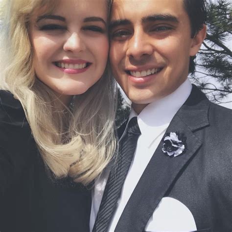Allisson Lozz Revela Si Se Arrepiente De Haberse Casado A Los 18 Años