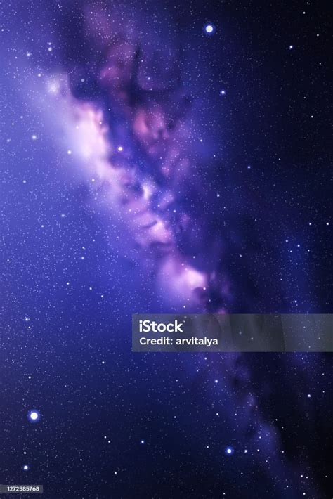 밤별 하늘과 은하수공간 배경 은하수에 대한 스톡 벡터 아트 및 기타 이미지 은하수 성운 0명 Istock