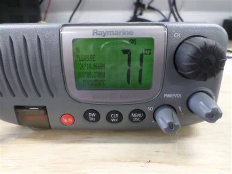 Raymarine Ray49 Dsc Marine Vhf Radio Tested Great Condition Max