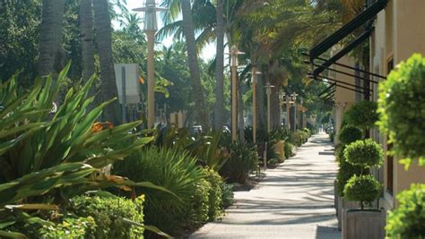 Naples Florida Restaurants And Hotels Shopping And Dining Naples