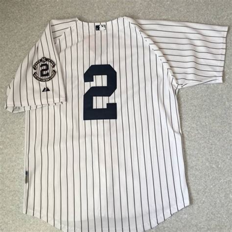 驚愕の高額査定！野球のユニフォームを高く売るコツを公開！ 野球用品買取専門のrally Time