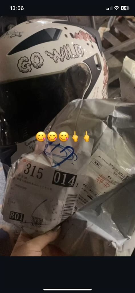 上班就很煩躁了 下班看到有人亂丟垃圾在我車上 包裹袋還留地址 我直接騎去她家把垃圾還給他 希望大家都能有公德心一點 不要亂丟垃圾😇