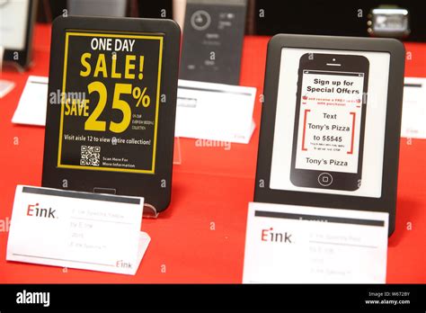 E Ink Displays Hi Res Stock Photography And Images Alamy