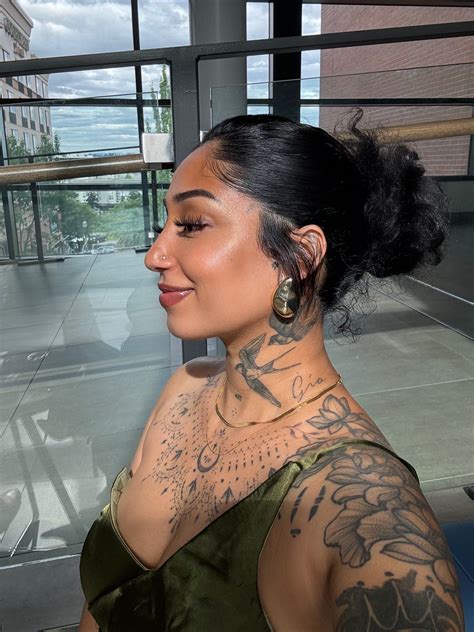 Pin By Amiyah Rae Combs On Tatoos Neck Tattoos Women Face Tattoos