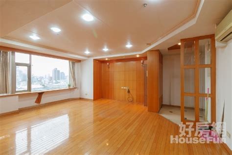 遠眺新板景觀華廈 天然瓦斯景觀高樓 新北市板橋區中山路二段 辦公商業大樓商業區 整層住家出售 永慶房屋股公司 好房網買屋