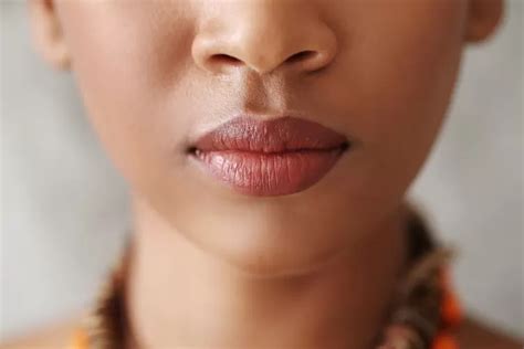 Bisa Dicoba Di Rumah Ini 5 Bahan Alami Yang Bisa Bikin Bibir Hitam