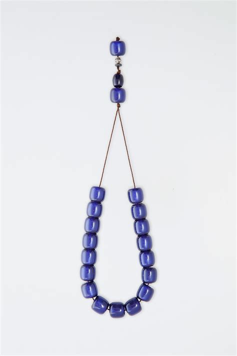 ΚΟΜΠΟΛΟΙ ΑΠΟ ΤΕΧΝΗΤΗ ΡΗΤΙΝΗ Μουσείο Κομπολογιού