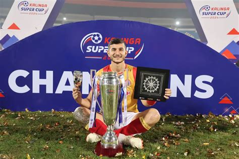 SAUL CRESPO SIGNS A 2 YEAR EXTENSION WITH EMAMI EAST BENGAL Emami