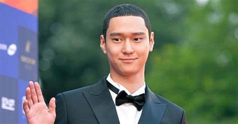 T포토 고경표 깔끔한 헤어스타일