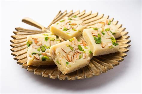 Milk Powder Barfi Also Known As Mava Burfi White Khoya Burfi Or Barfee
