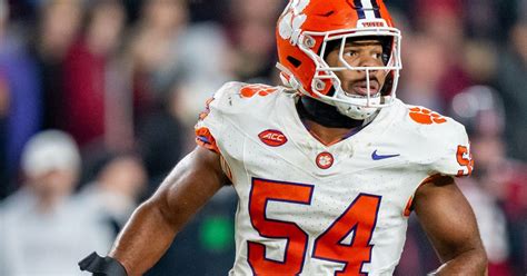 Why Eagles Fans Are Thrilled Getting Jeremiah Trotter Jr And Top Cbs