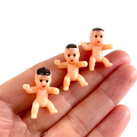 Tiny Plastic People Lewtemi 28 Pcs People Figurines 1 25
