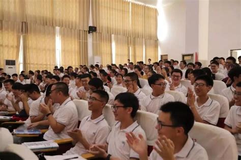 清华大学研究生青春领航修水行学习经验分享交流会在修水一中举行 修水网