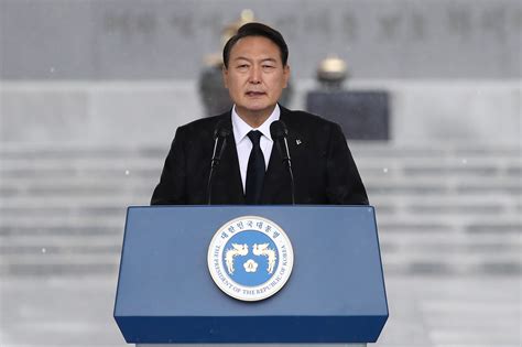 韩美凌晨发8枚导弹“回应朝鲜”，尹锡悦强硬表态！