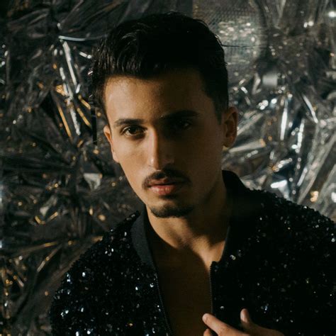 בנגמין אלבז Spotify