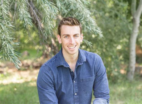 Kyle Saunders Medium