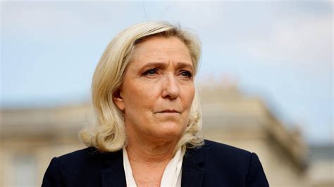 Retraites Budget En Cas De Recours Au 493 Le Rn Votera Toutes Les