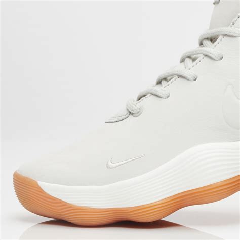 The Nike React Hyperdunk Low 2017 Lmtd Lands Overseas Weartesters