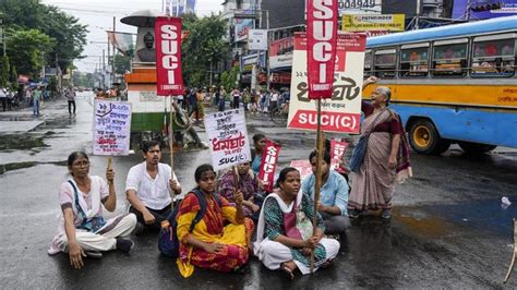 Aktivis India Demo Gegara Dokter Magang Yang Diperkosa Dan Dibunuh