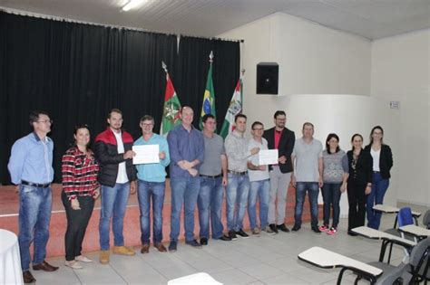 Ordem De Serviço é Assinada Para Construção De Quadra Coberta Na Eeb