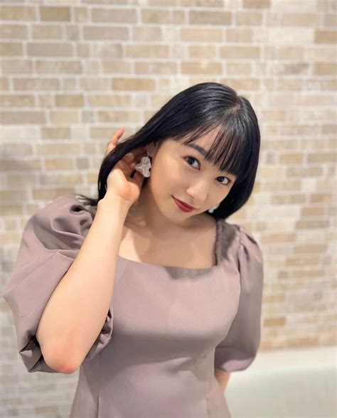 桜井日奈子さんのインスタグラム写真 桜井日奈子instagram「明日の113（金）1925から放送のテレビ東京「世界なんでその歌