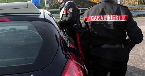Duplice Omicidio A Foggia Uccide Figlia Enne E Un Uomo Ferita Moglie Il Giornale D Italia