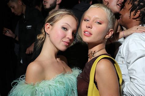 Lila Grace Moss Und Iris Law Heute Elternde