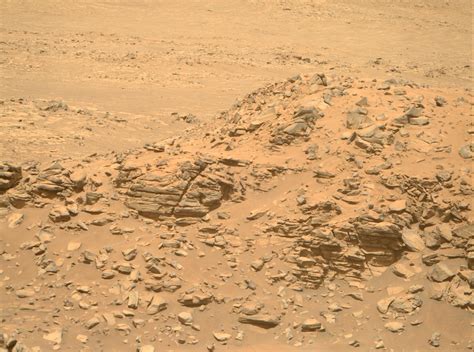Nasas Perseverance Mars Rover Spots Ingenuity Helicopter At Its Final