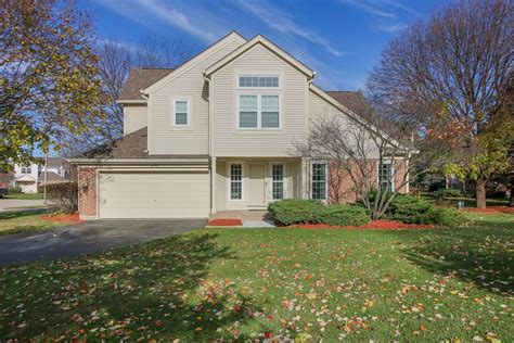 25 Ione Dr Unit E South Elgin Il 60177