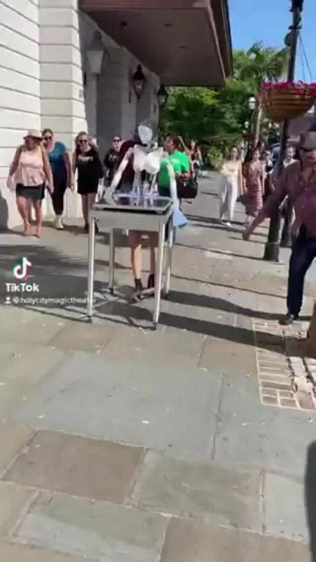 Robot With Human Legs Https Twitter Interes Tumbex