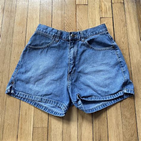 Gap Womens Shorts Depop